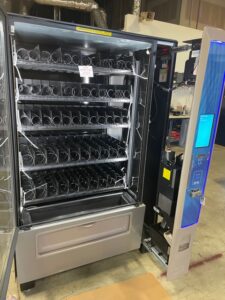 Crane Merchant Combo 472 Vending Machine | MEDIA2 Touchscreen