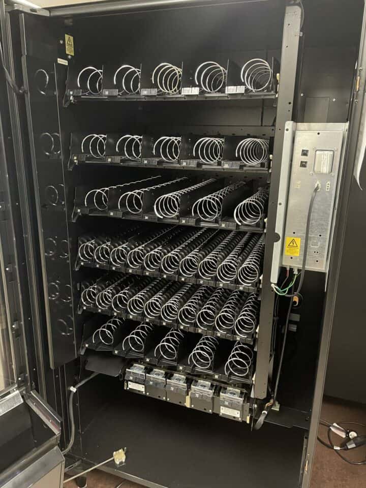 AP 123 Snack Machine - Remanufactured - Vendtek Wholesale Equipment